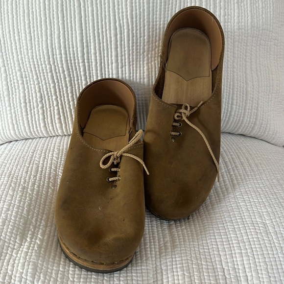 Shoes | Womens Browntan Lace Up Clogs Size 1242 | Poshmark